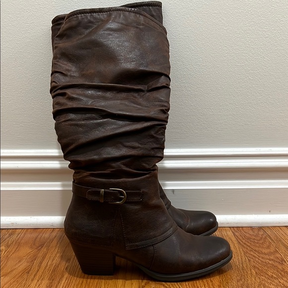 wear ever | Shoes | Wear Ever Samantha Elegant Brown Heeled Boots ...